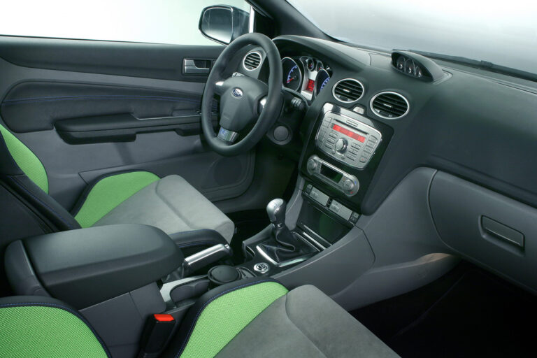 2008 Ford Focus RS review