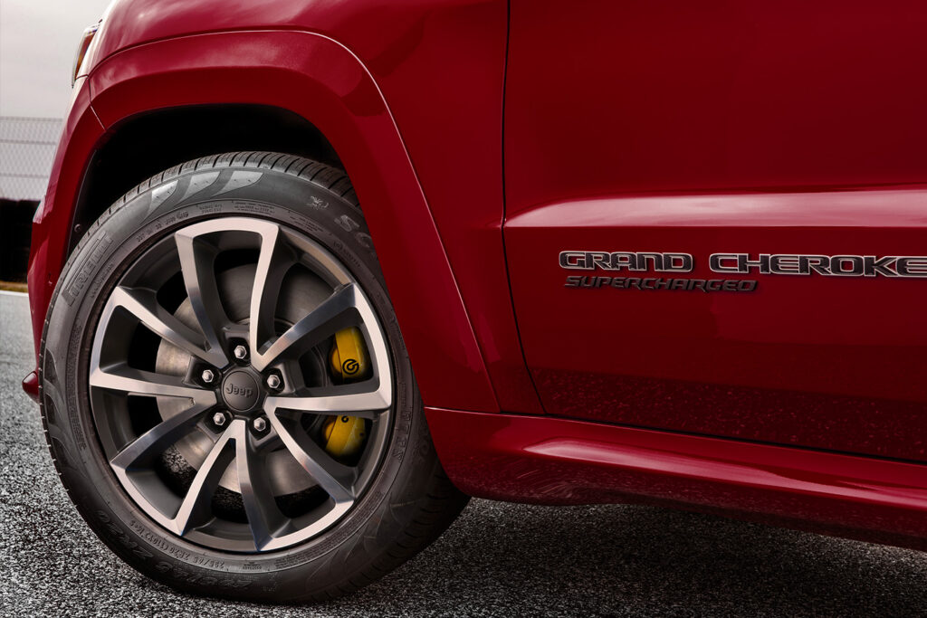 The numbers behind the Jeep Grand Cherokee SRT Trackhawk will warp your ...