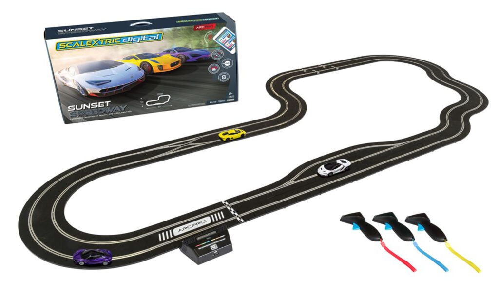 Scalextric review: Nostalgia, digitised