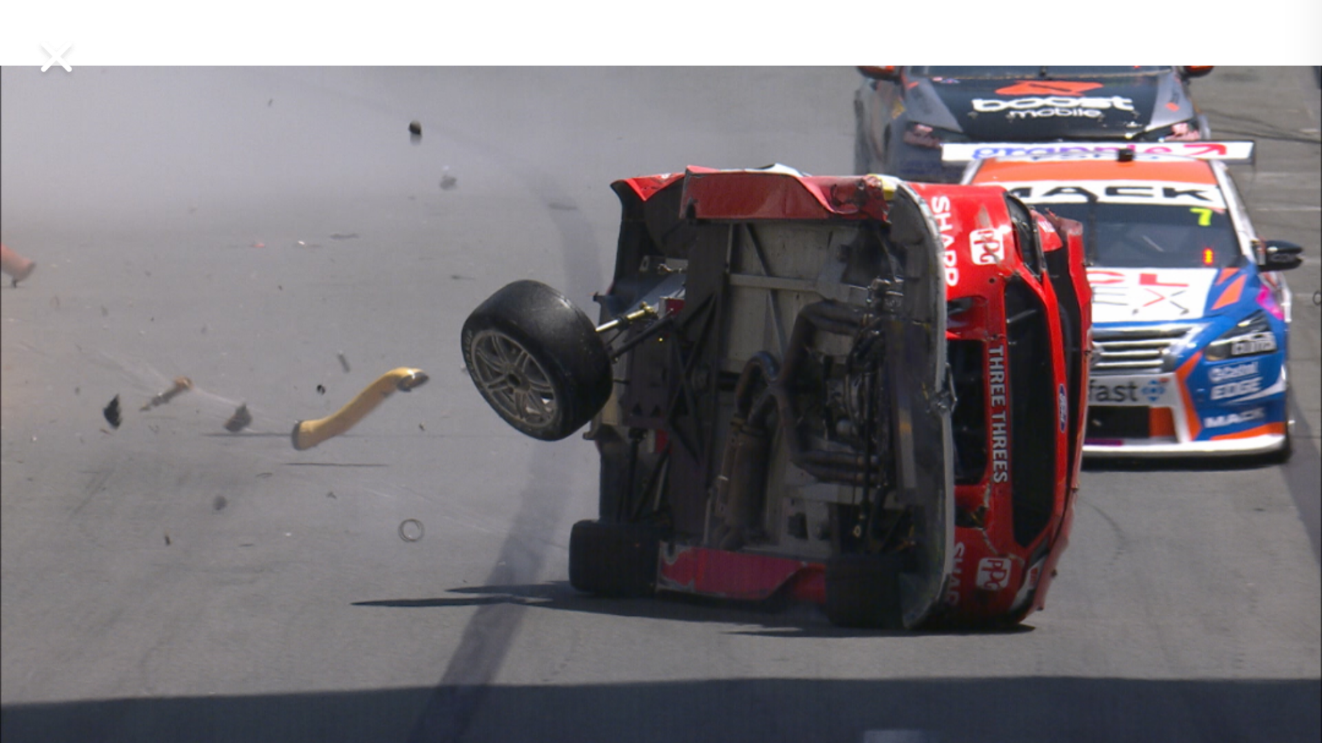 Huge crash for Bathurst champion at Gold Coast 600 Supercars race