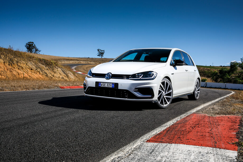2018 Volkswagen Golf R Grid: Hot Hatch Megatest 4th