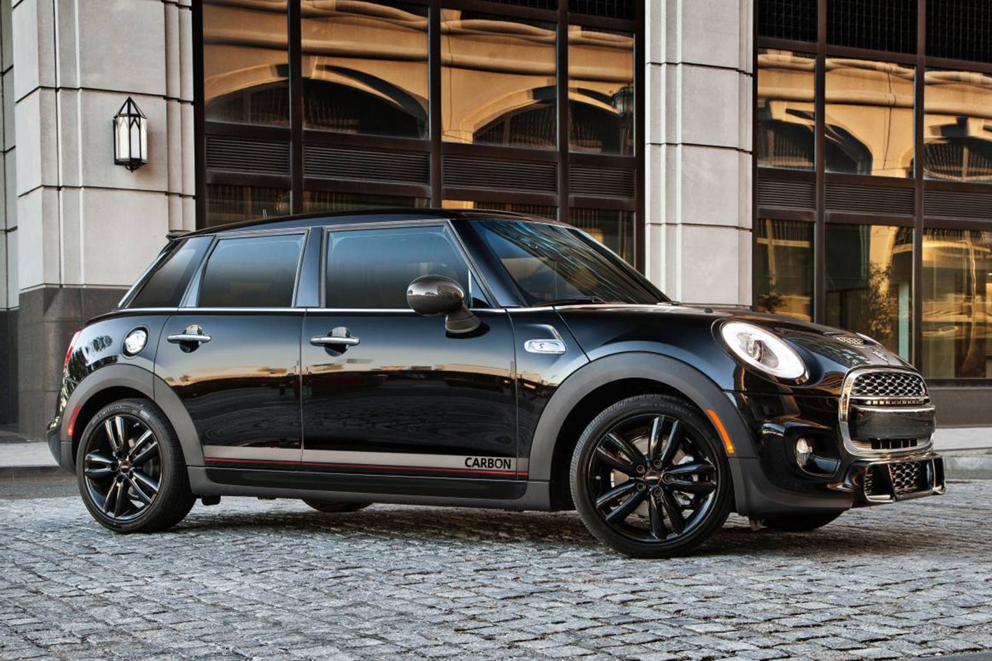 Mini Cooper S Carbon Edition released