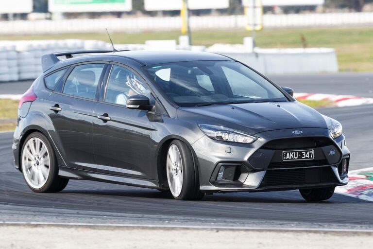 Ford admits Focus RS engine issue