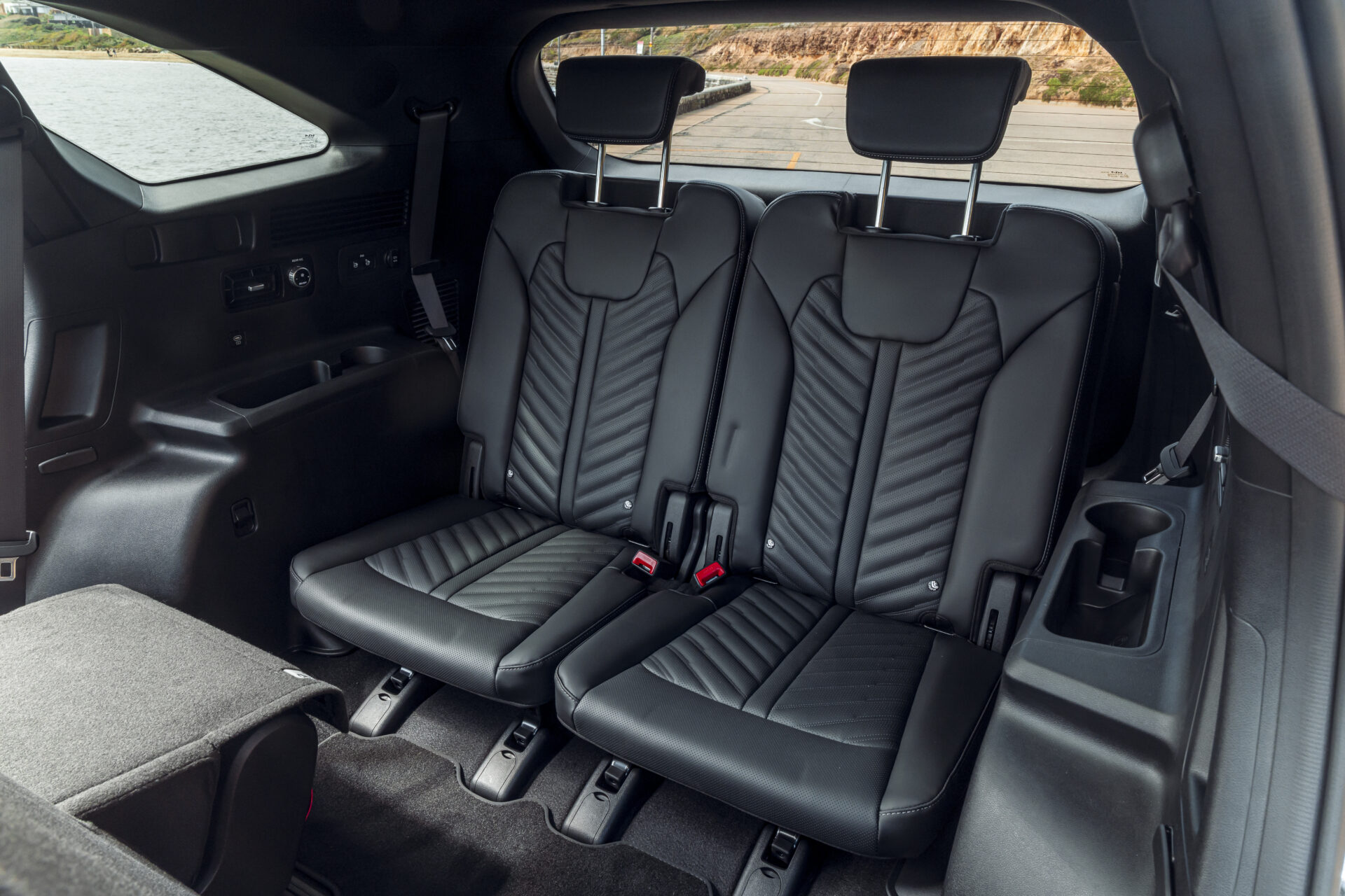 Hyundai Santa Fe v Kia Sorento: Battle of the 7-seat blockbusters