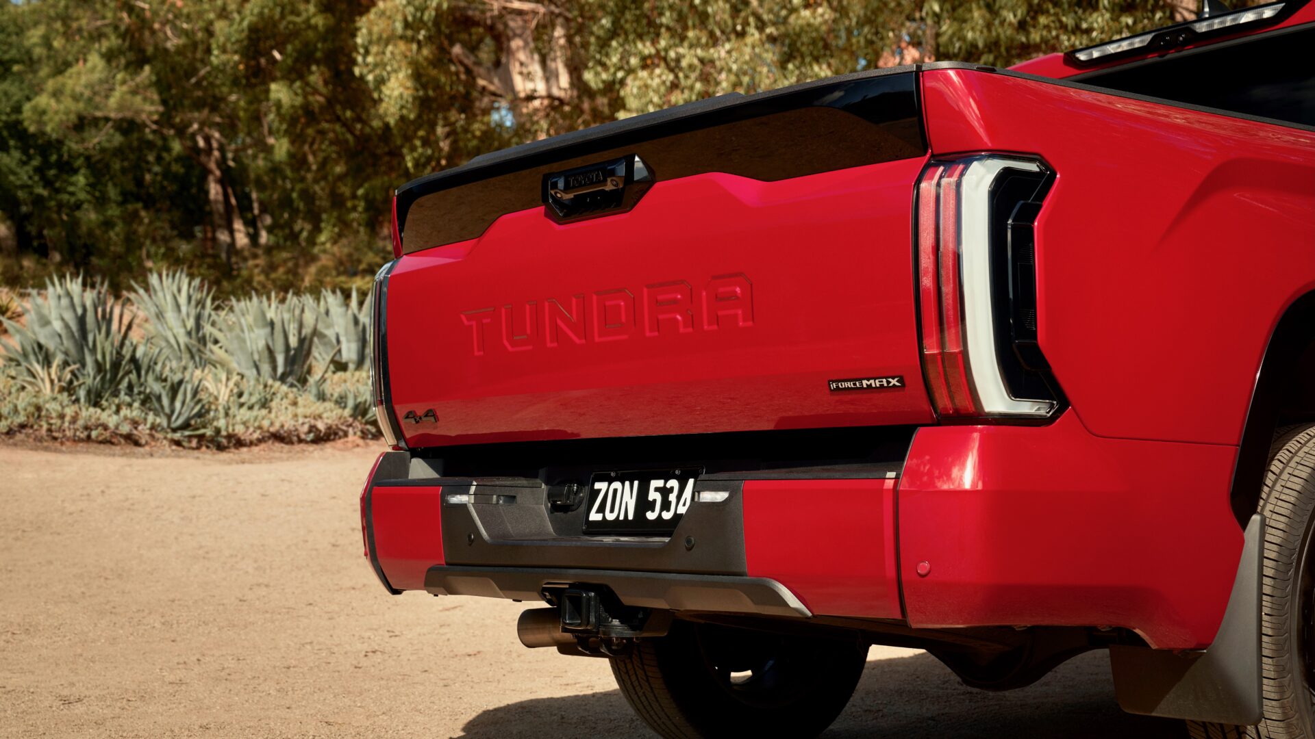 Toyota Tundra line-up gains new top-spec Platinum variant