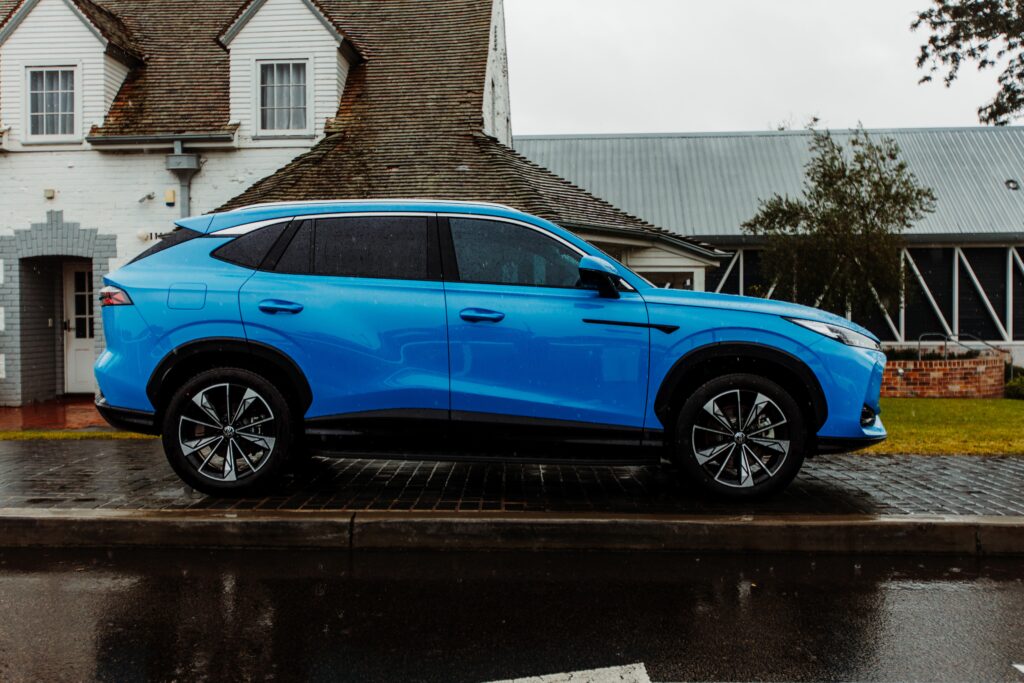 2025 MG HS Super Hybrid: Pre-production drive of the Aussie-spec mid ...