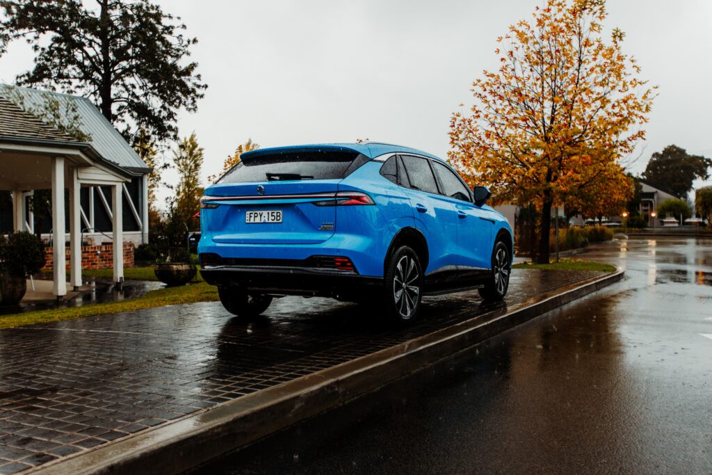 2025 MG HS Super Hybrid: Pre-production drive of the Aussie-spec mid ...