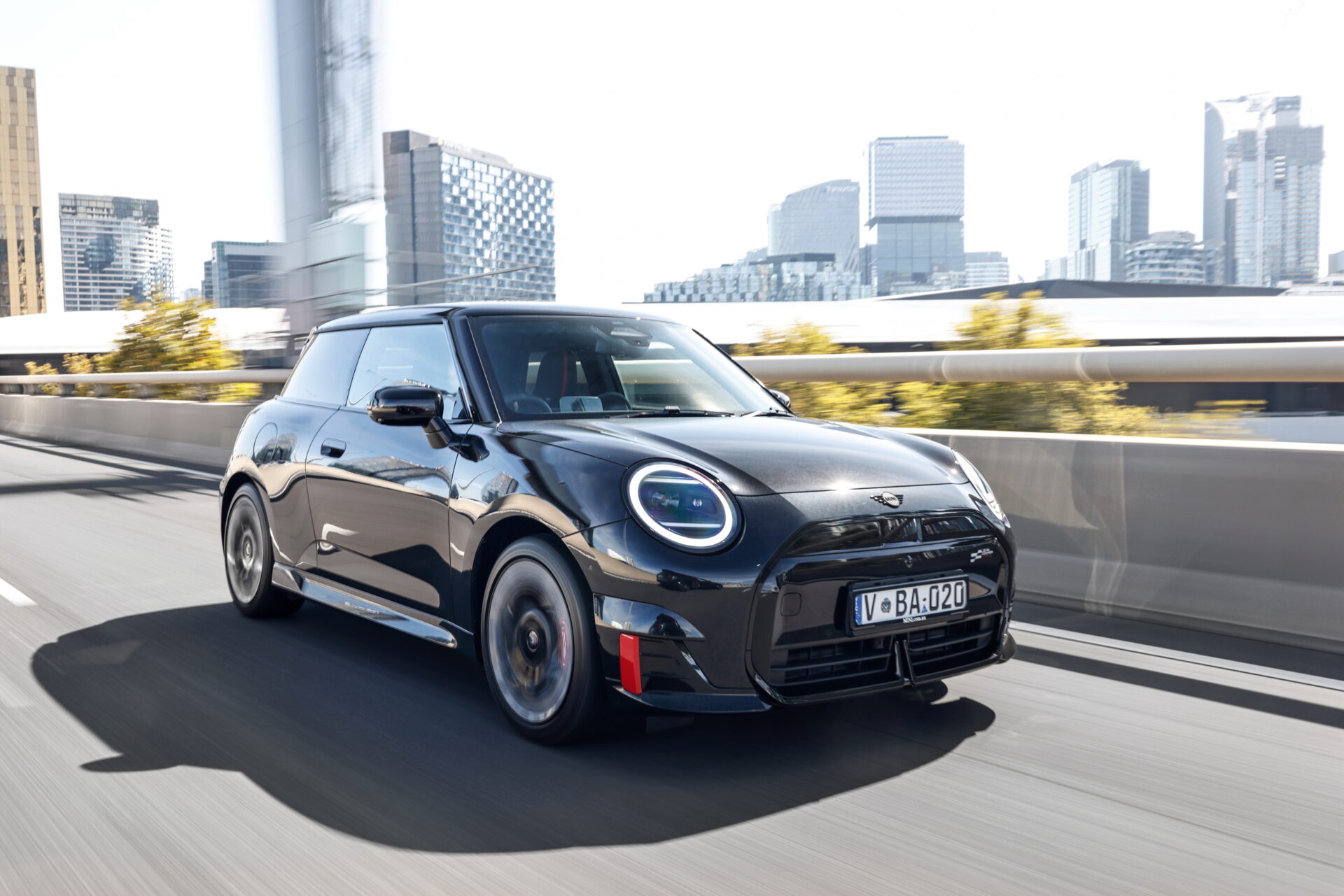 Mini John Cooper Works: An icon gets the electric treatment