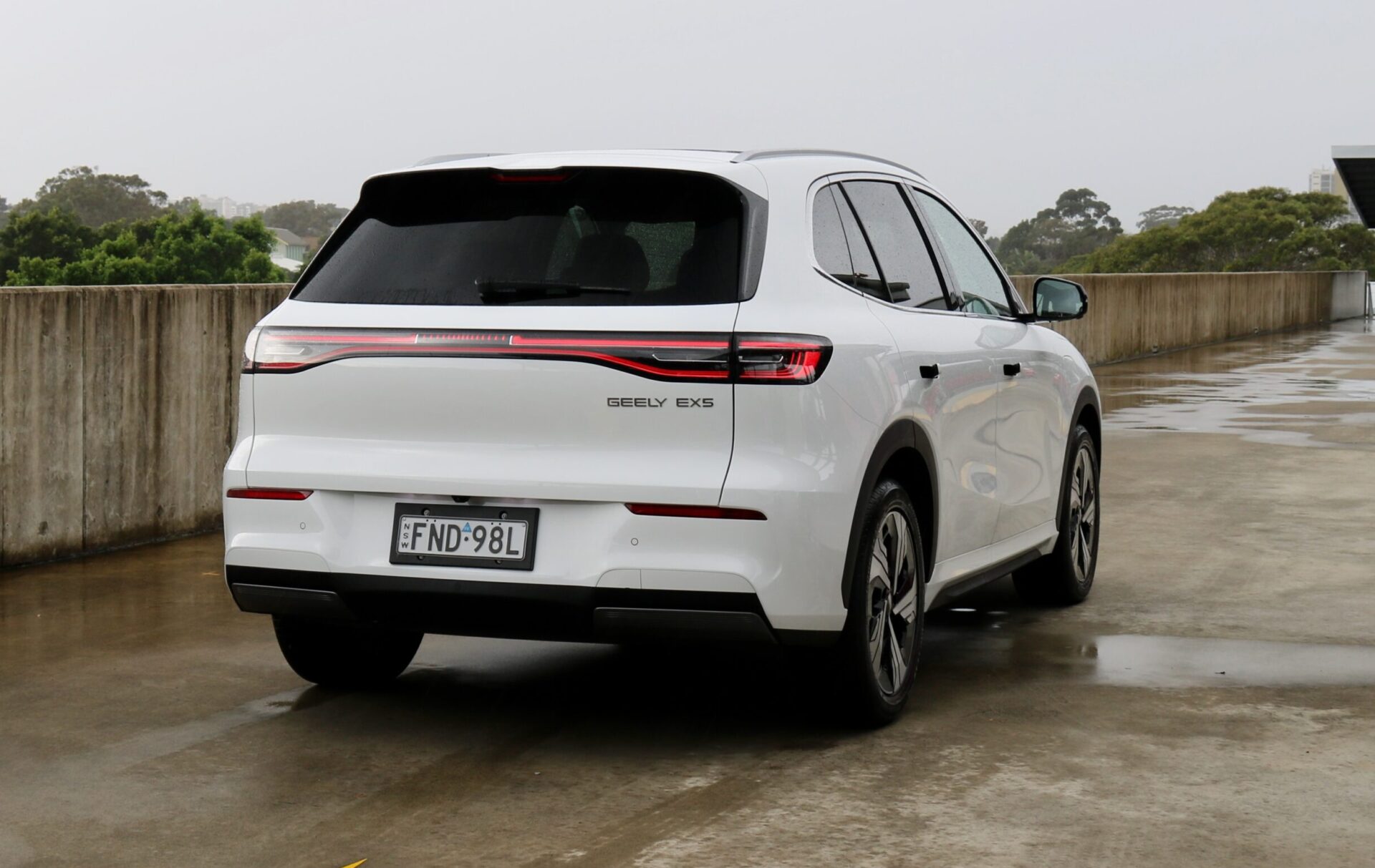 Geely EX5 mid-size SUV: Volvo and Polestar owner finally debuts its own ...