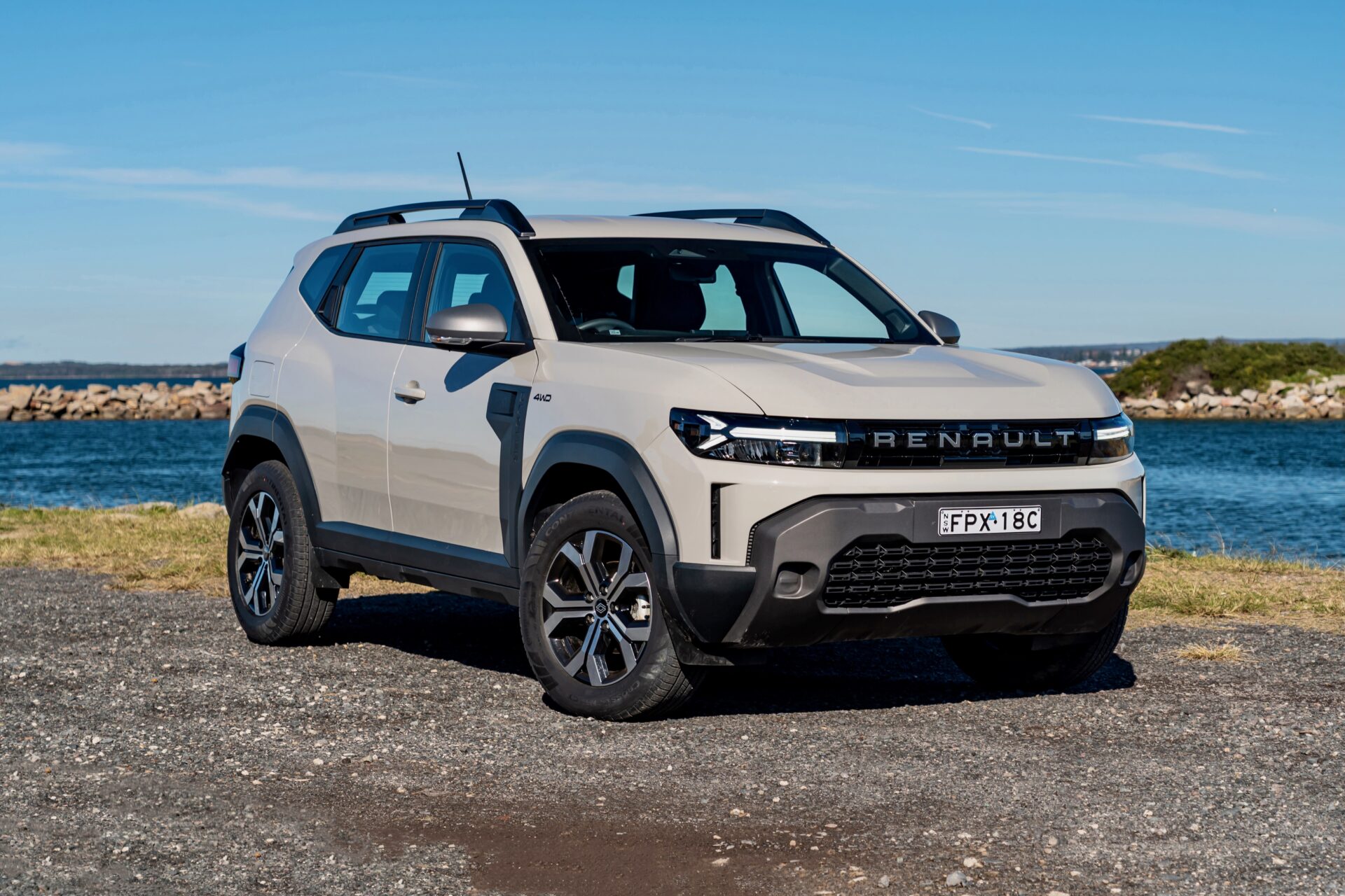 Renault Duster | Price, Reviews & Specs