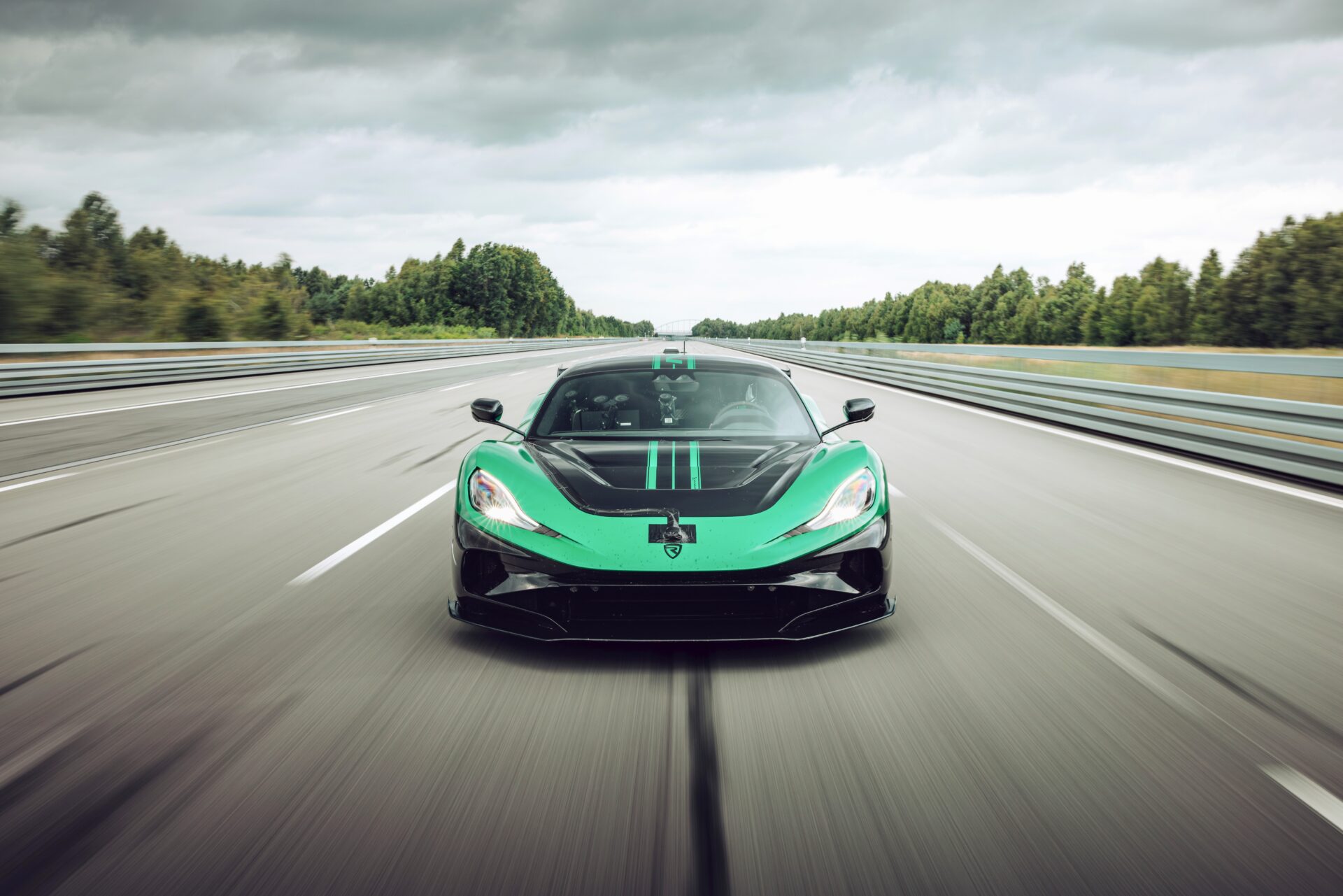 Rimac Nevera R: Bugatti owner sets insane new performance record