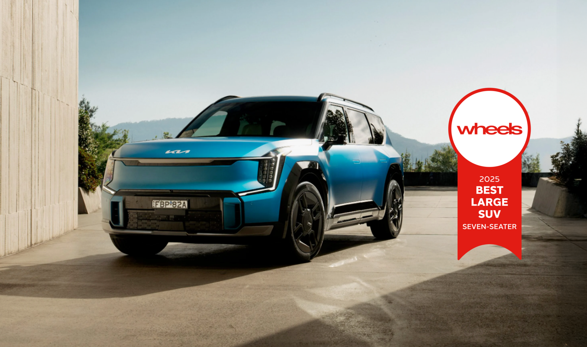 Best Large SUVs 2025: Winner – Hyundai Santa Fe