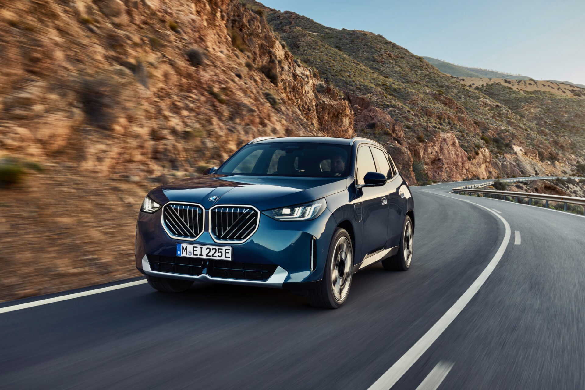 Best Hybrid Medium SUVs in Australia