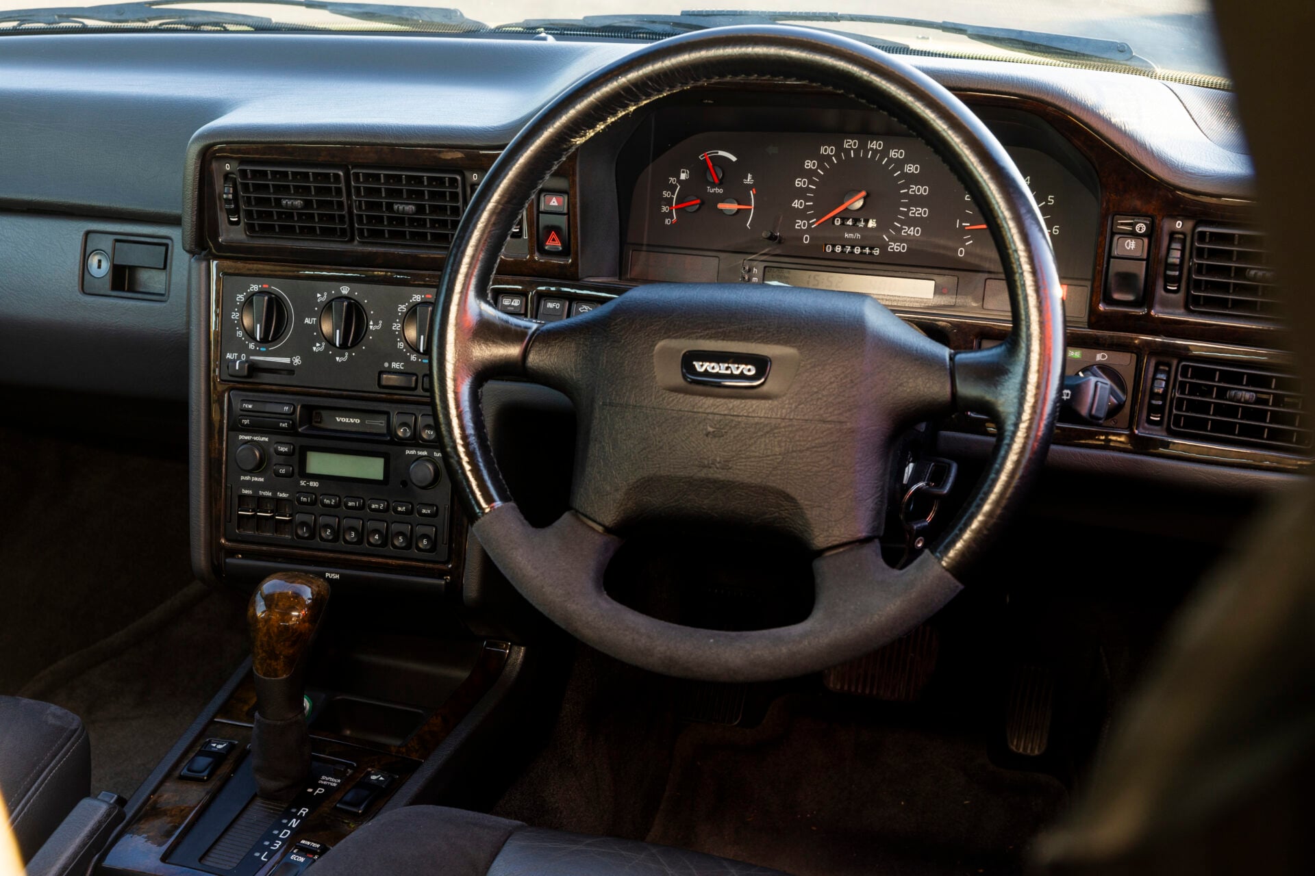 Modern Classic: Volvo 850 T-5R
