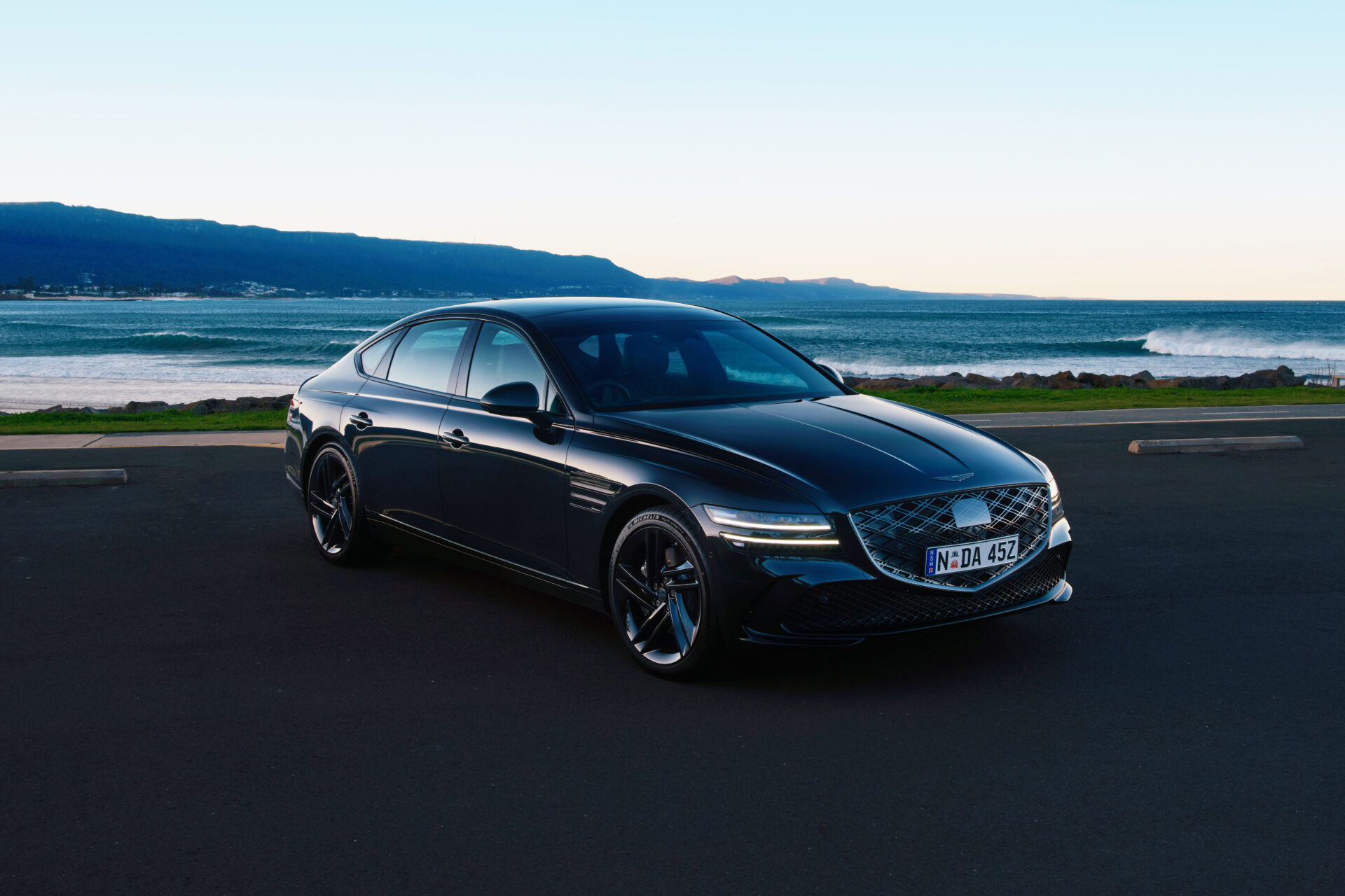 Genesis | Car Reviews, Prices & Specifications