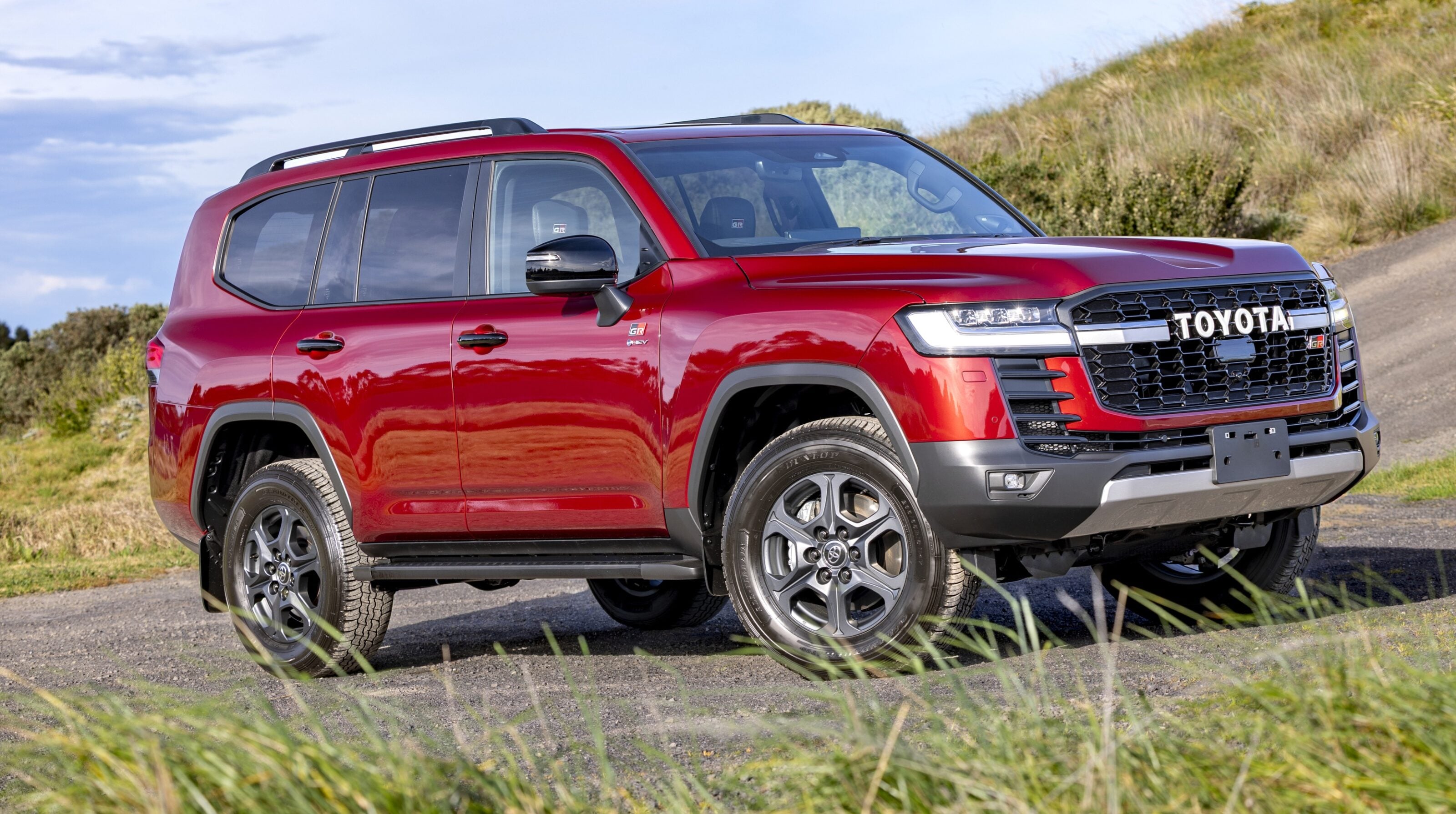Toyota Landcruiser 300 Hybrid first drive review: How does the ...