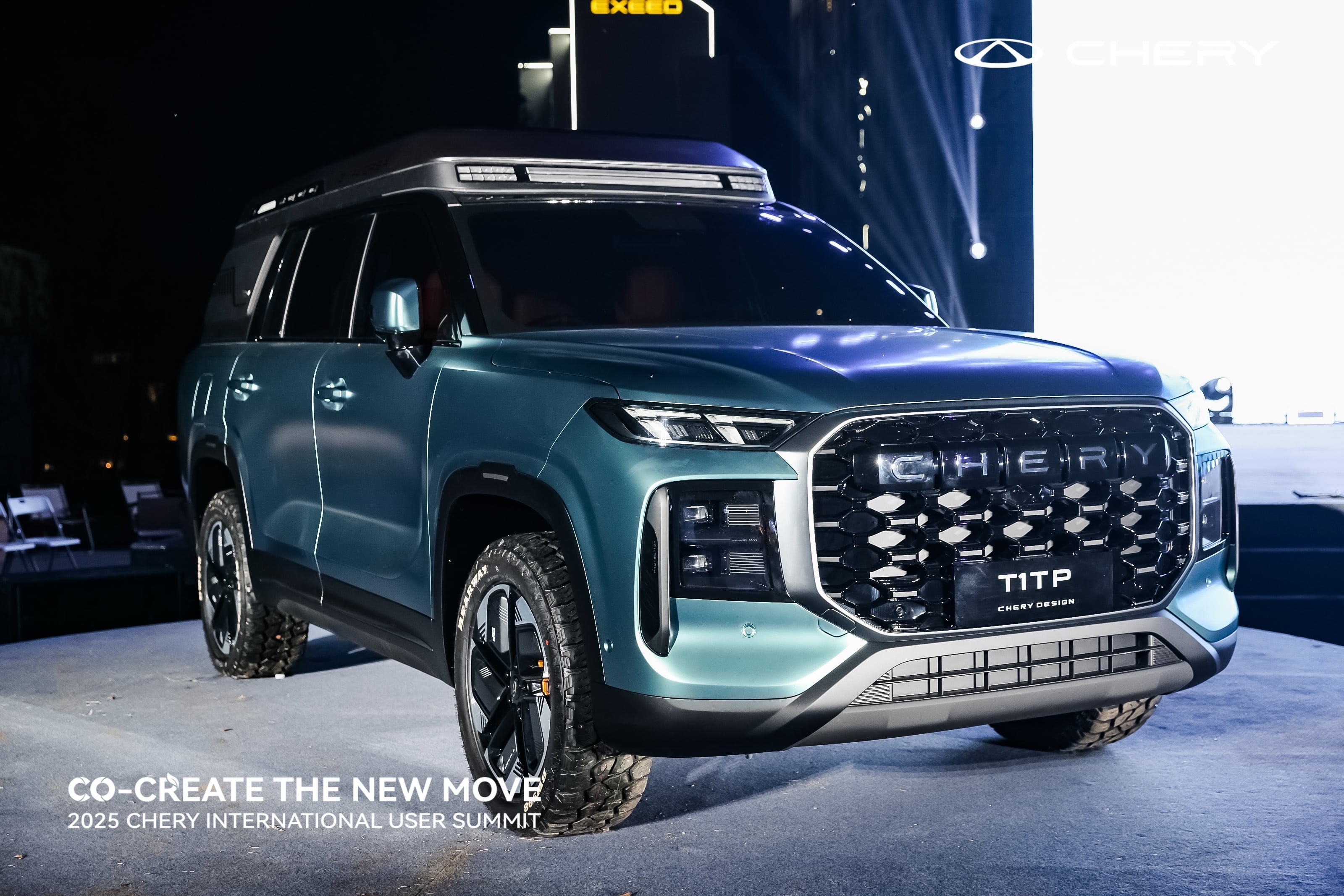 Chery debuts innovative 7-seat ‘transformable SUV’ with six layouts in ...
