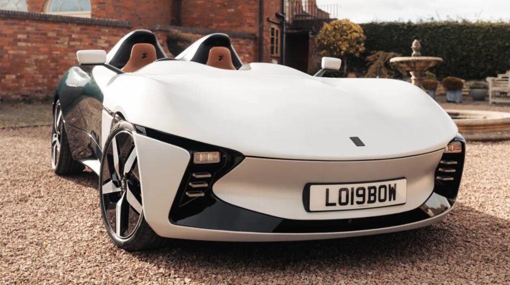 Longbow unveils ultra-light electric speedster and roadster pair as Jag ...