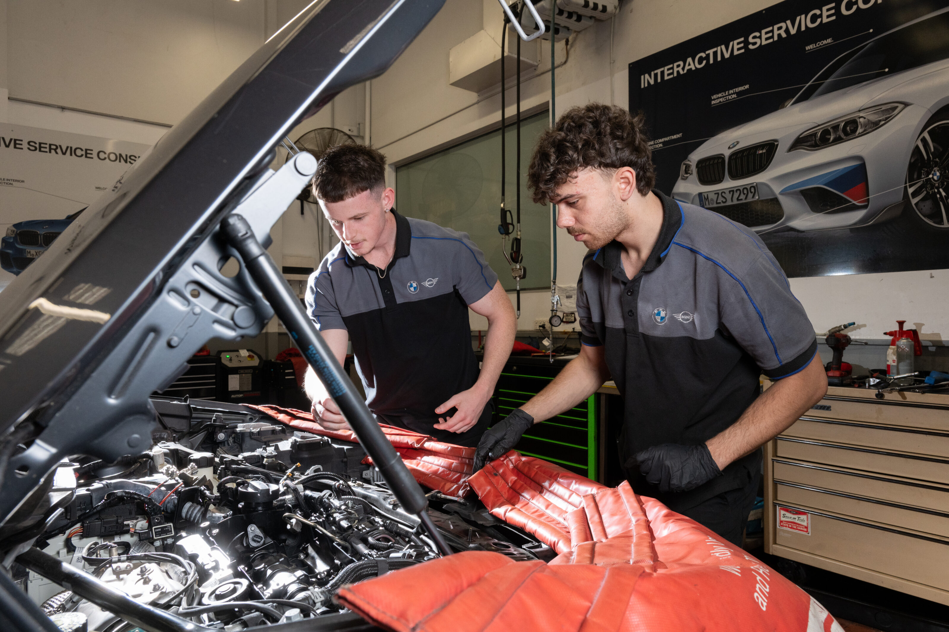 BMW’s #NextTech apprenticeship program tackles serious automotive ...