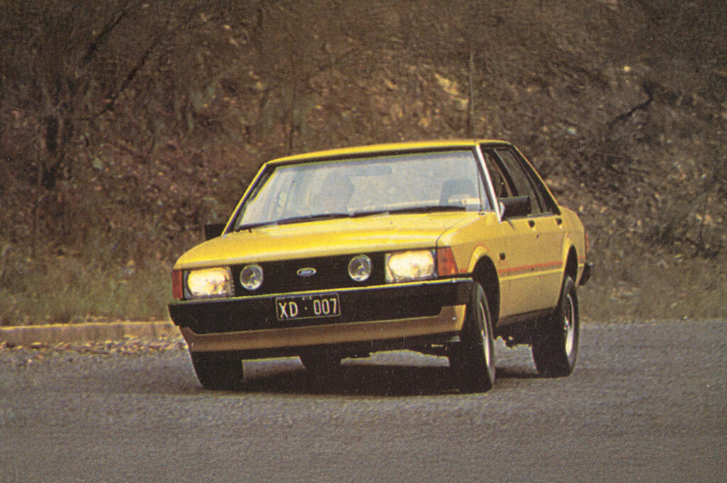 From the Wheels archive: Holden VB Commodore vs Ford XD Falcon in a V8 ...