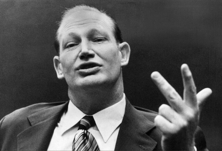 Michael Stahl: The incredible story of how Kerry Packer came to own his ...