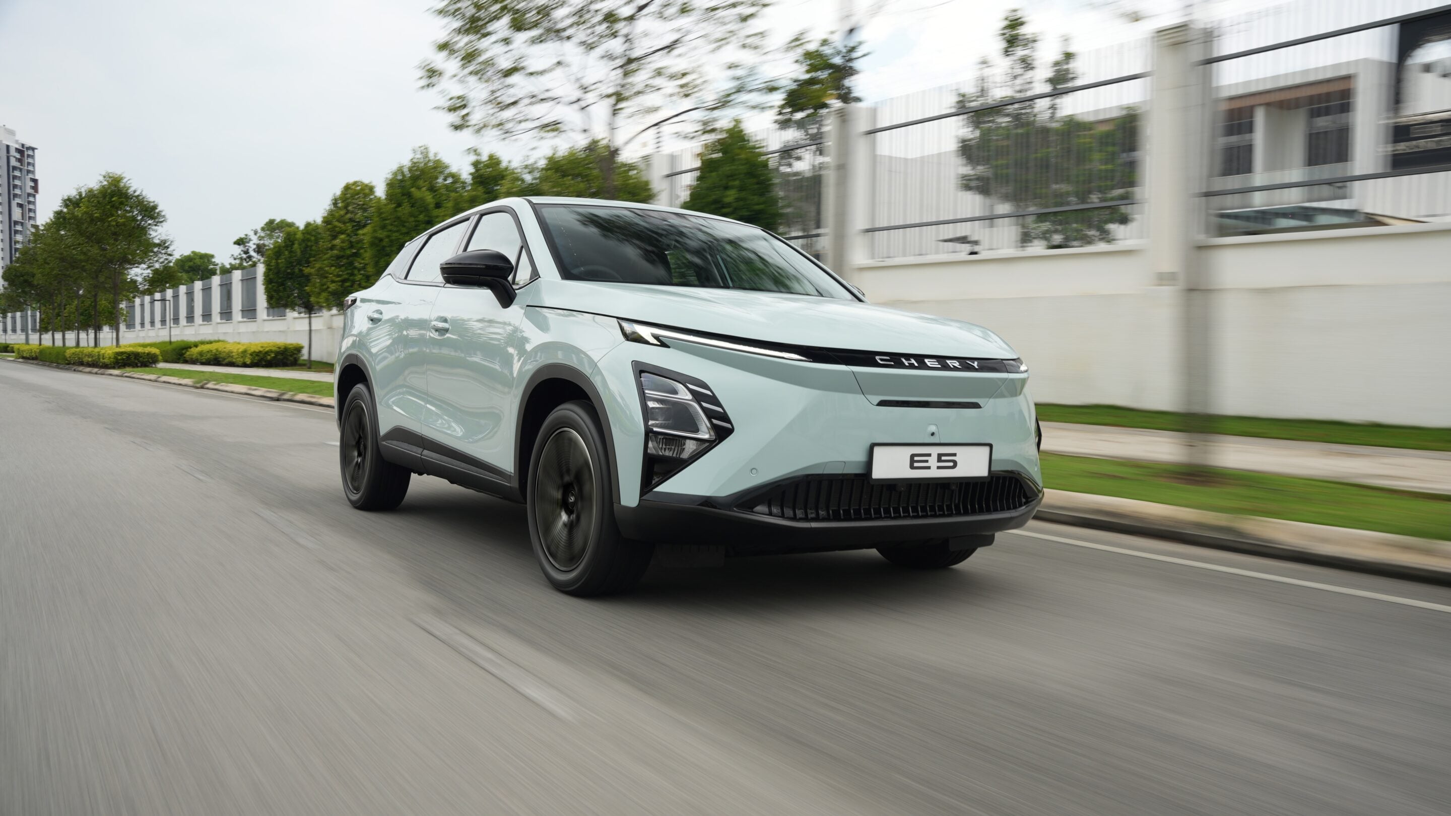 Chery E5: Smaller line-up but sharper pricing for stylish small ...