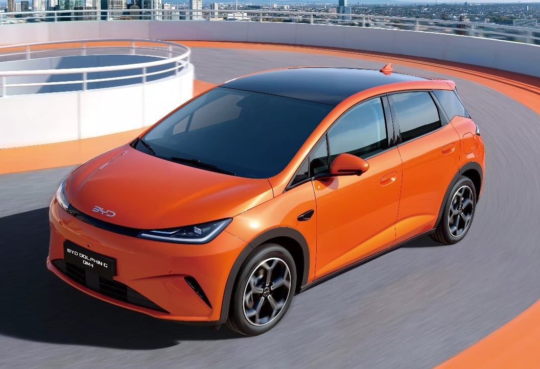 BYD Dolphin G plug-in hybrid hatch revealed ahead of launch