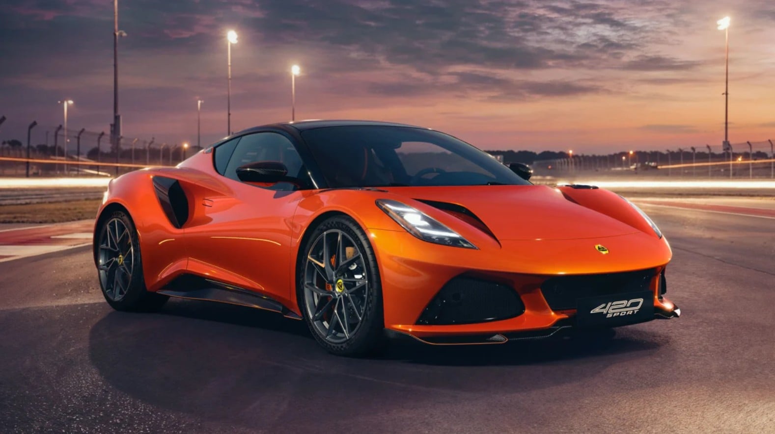Lotus Emira 420 Sport: Lower, lighter, more powerful sports car ...